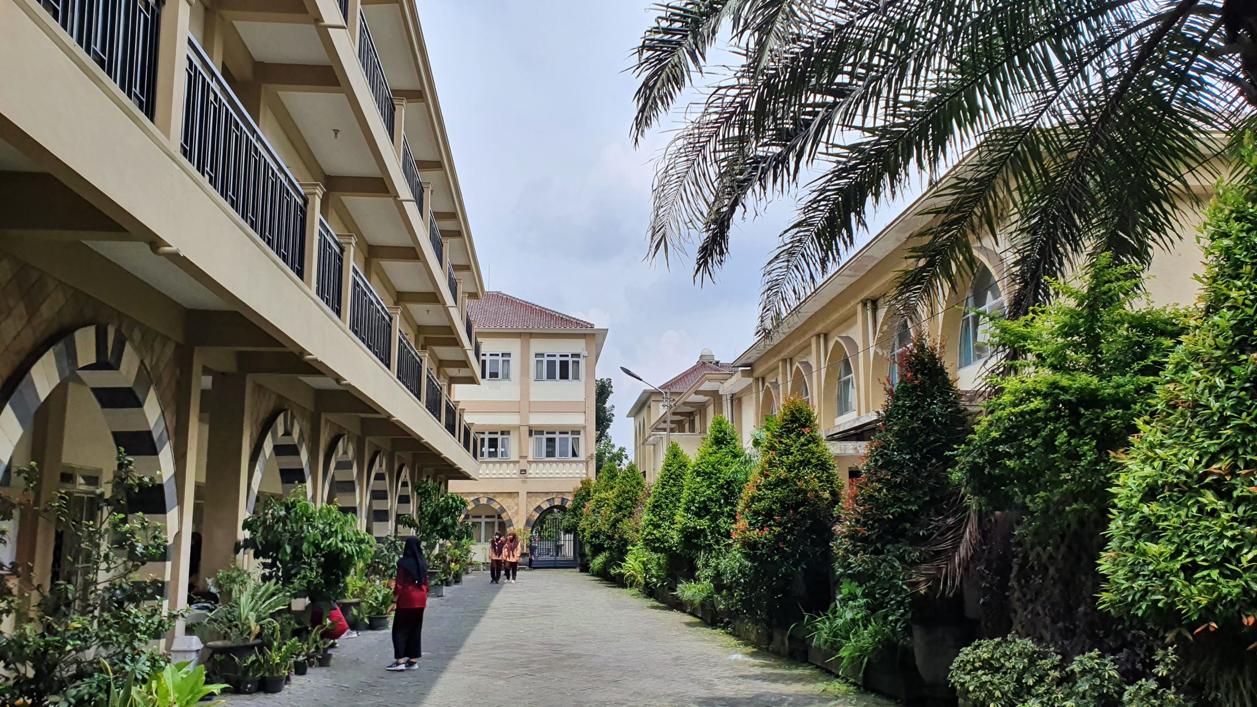 SMA ISLAM SABILILLAH MALANG BOARDING SCHOOL (TAMPAK DALAM), SEBAGAI MITRA – ATMKS-Anjungan ...